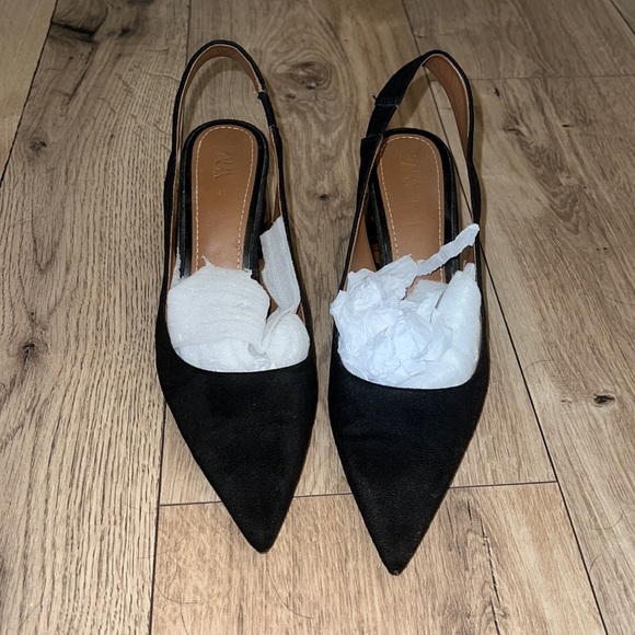 Zara | Shoes | Zara Black Pointed Sling Back Heels With Tortoiseshell ...